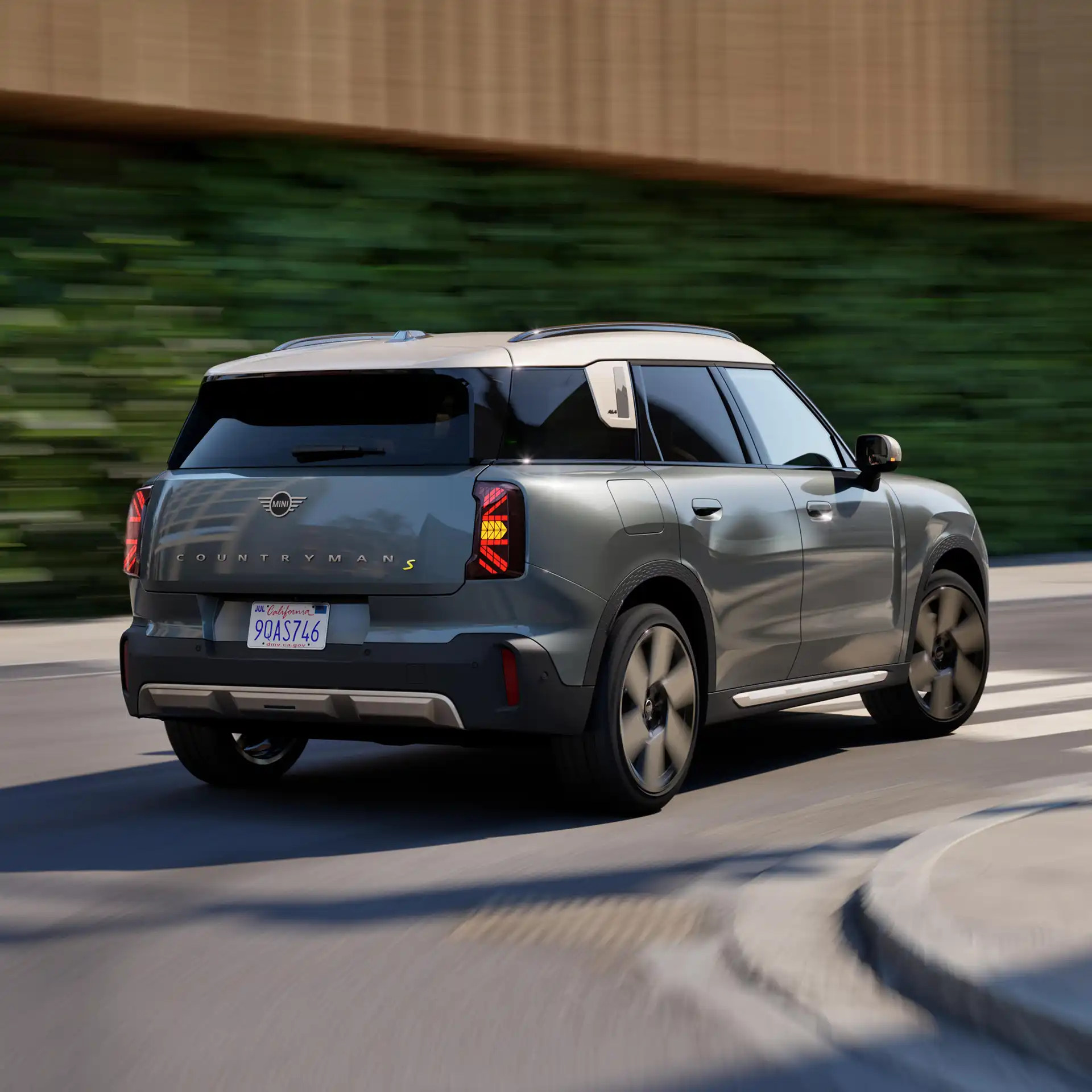 All-Electric MINI Countryman – Features & Functions | MINI Ireland