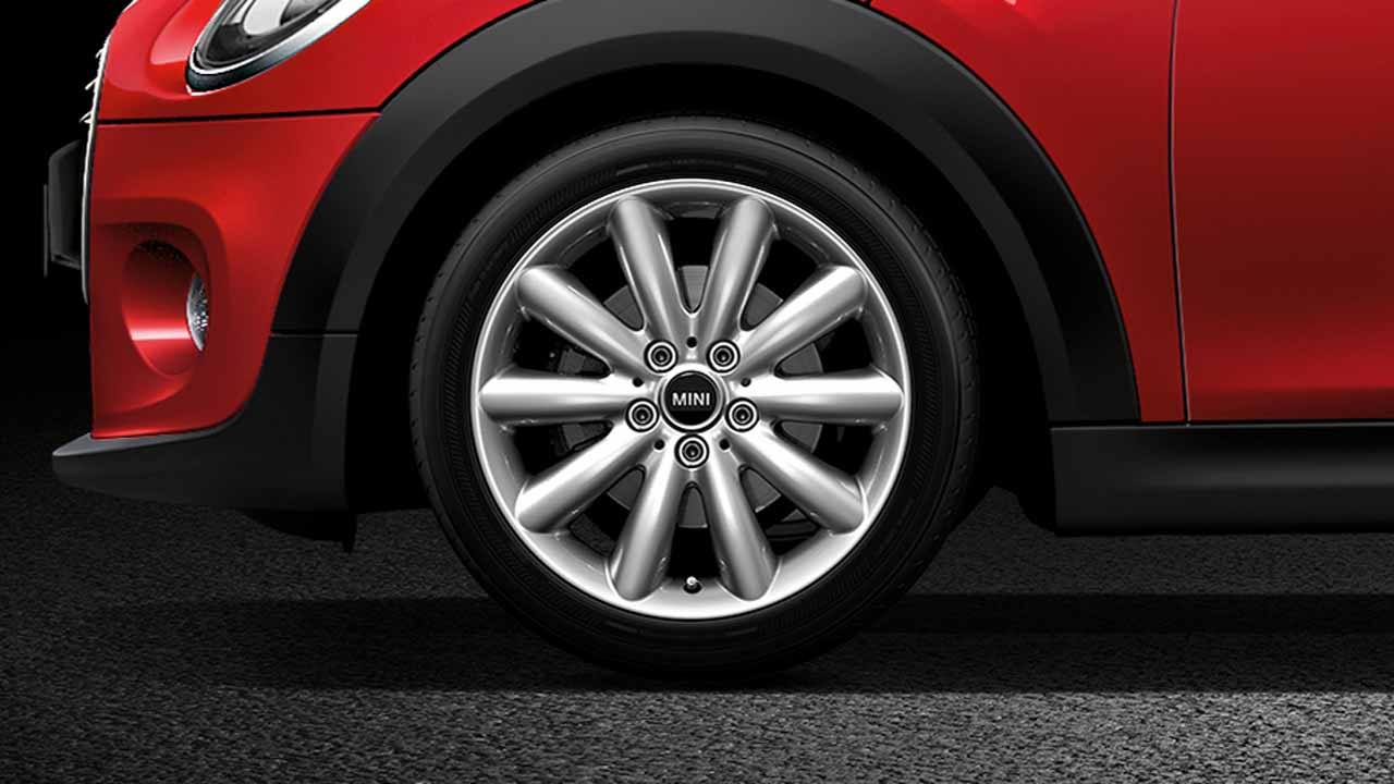 MINI light alloy wheel Cosmos Spoke 499 in Bright Silver metallic