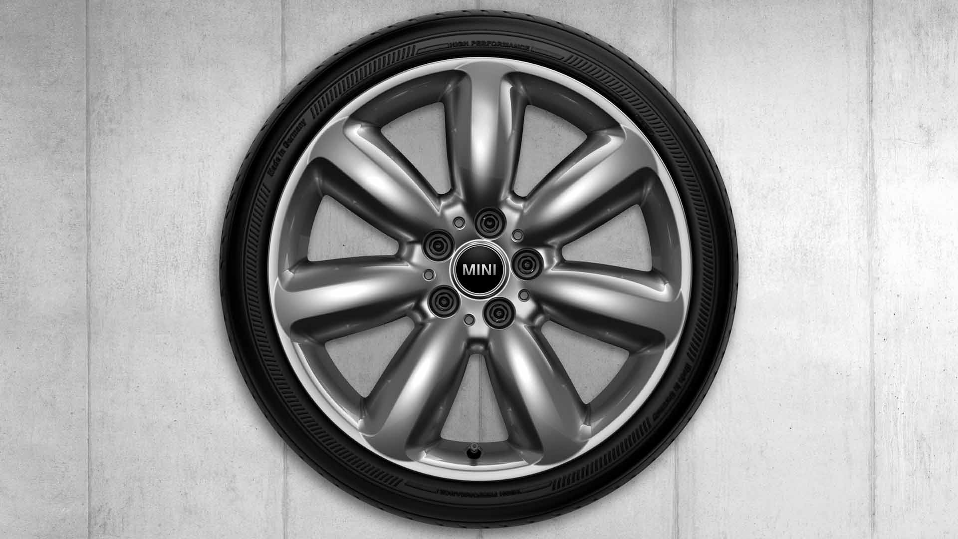 MINI light alloy wheel Star Spoke style 521 in Bright Silver metallic