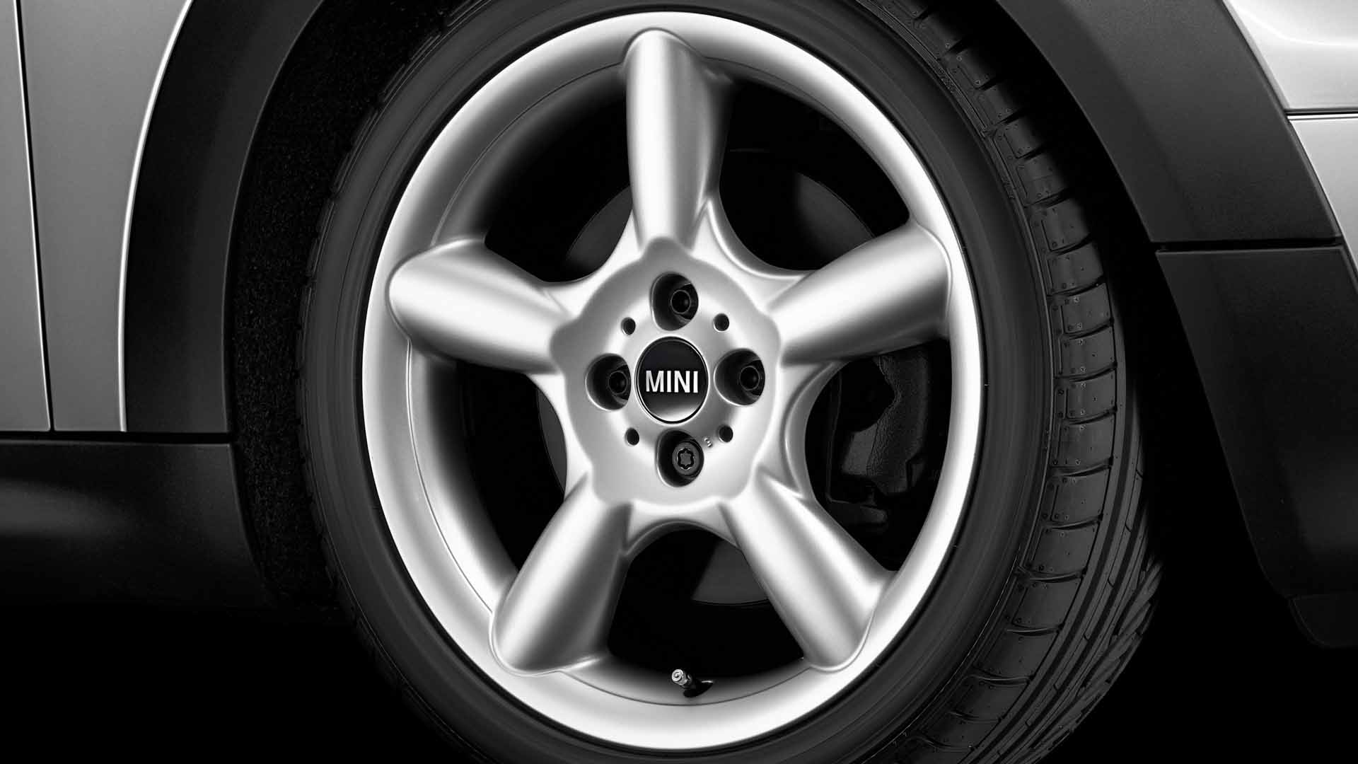 MINI light alloy wheel 5-Star Pace Spoke R110 in Silver