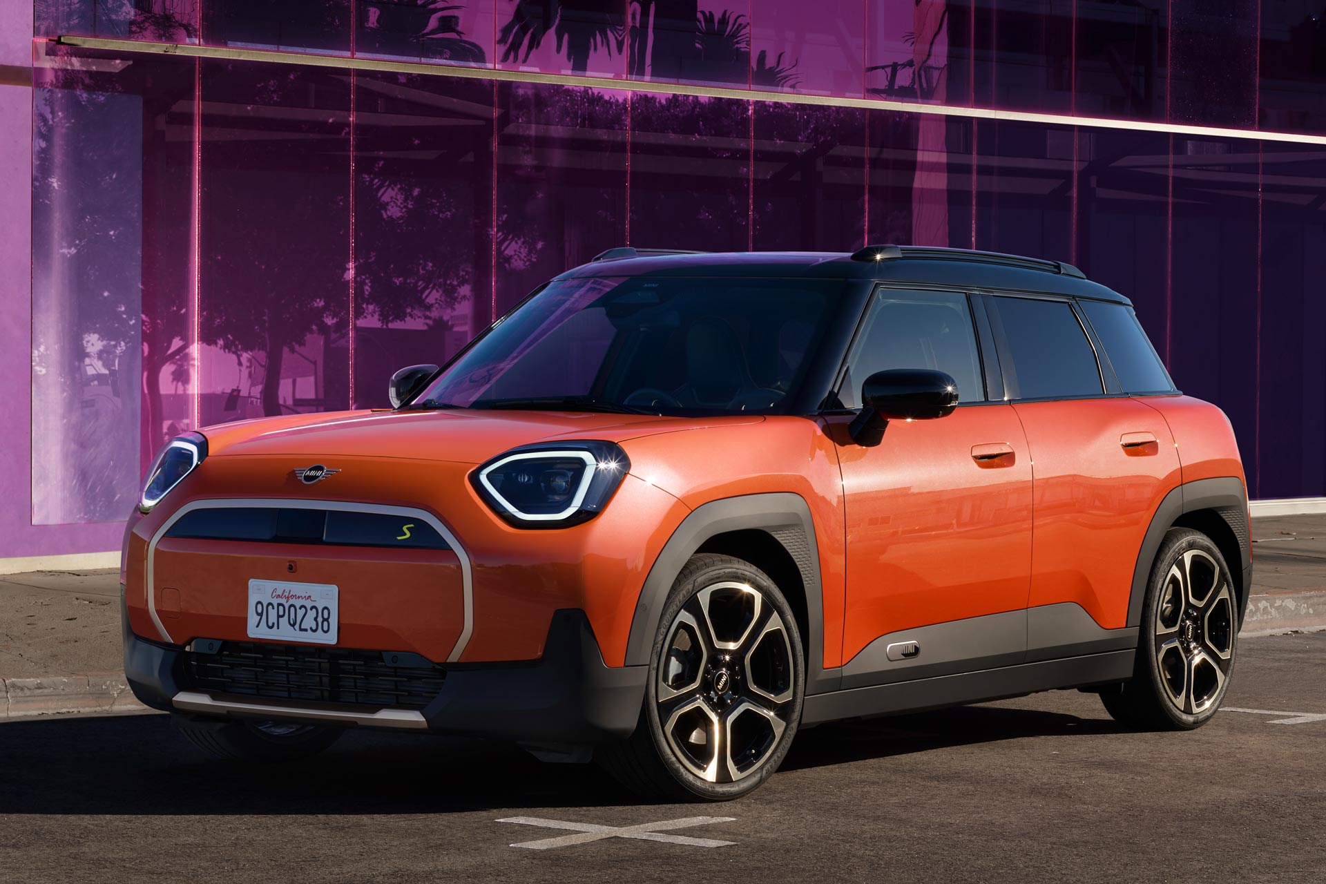 MINI Electromobility - Electric Family | MINI Ireland